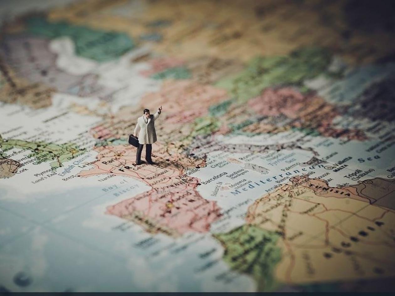 The latest research on ethnicity and immigration uses Understanding ...