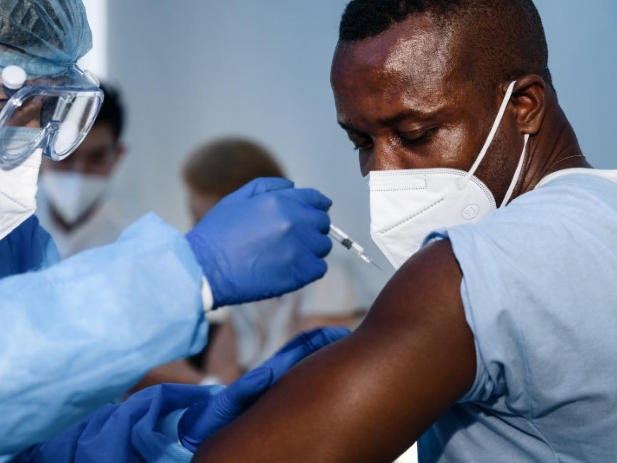 Vaccine case study examines mental health benefits - Understanding Society